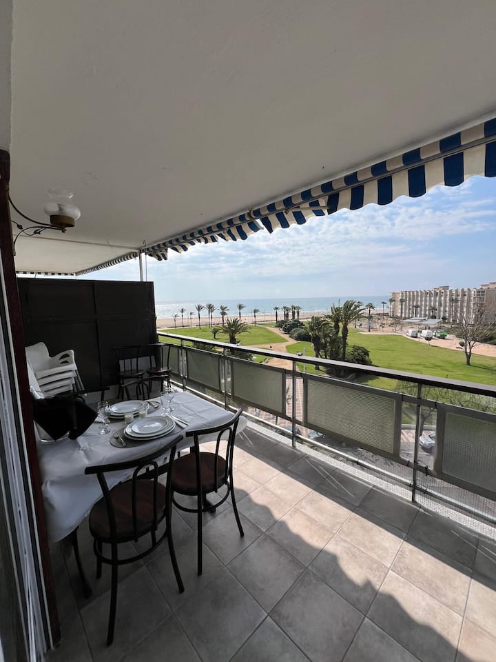 Apartamento Con Vistas Al Mar En La Pineda - La Pineda