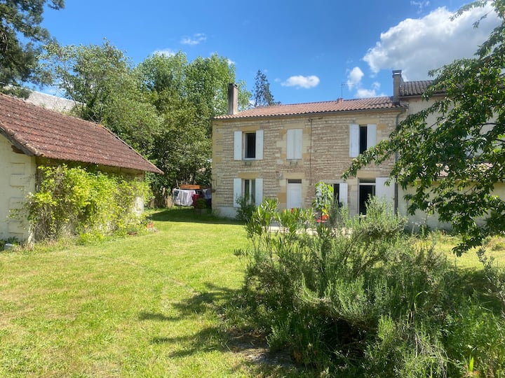 Maison En Pierre Avec Jardin Clos Proche Dordogne - Sainte-Foy-la-Grande