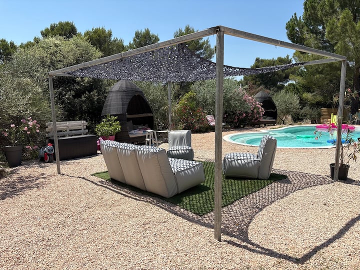 Villa Location Avec Piscine 8 Personnes +2 - Pertuis