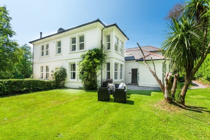 Pools, Tennis & Gym Near Beaches & Vineyard - Totnes