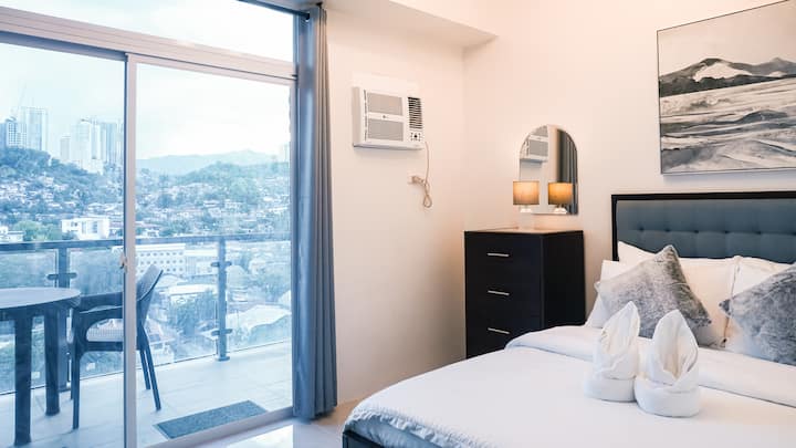 Spacious Studio With Balcony & Scenic View - Cebu City