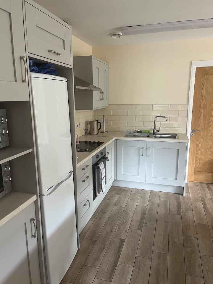 Central, 7 Bedroom Fully Equipped House! - Limerick
