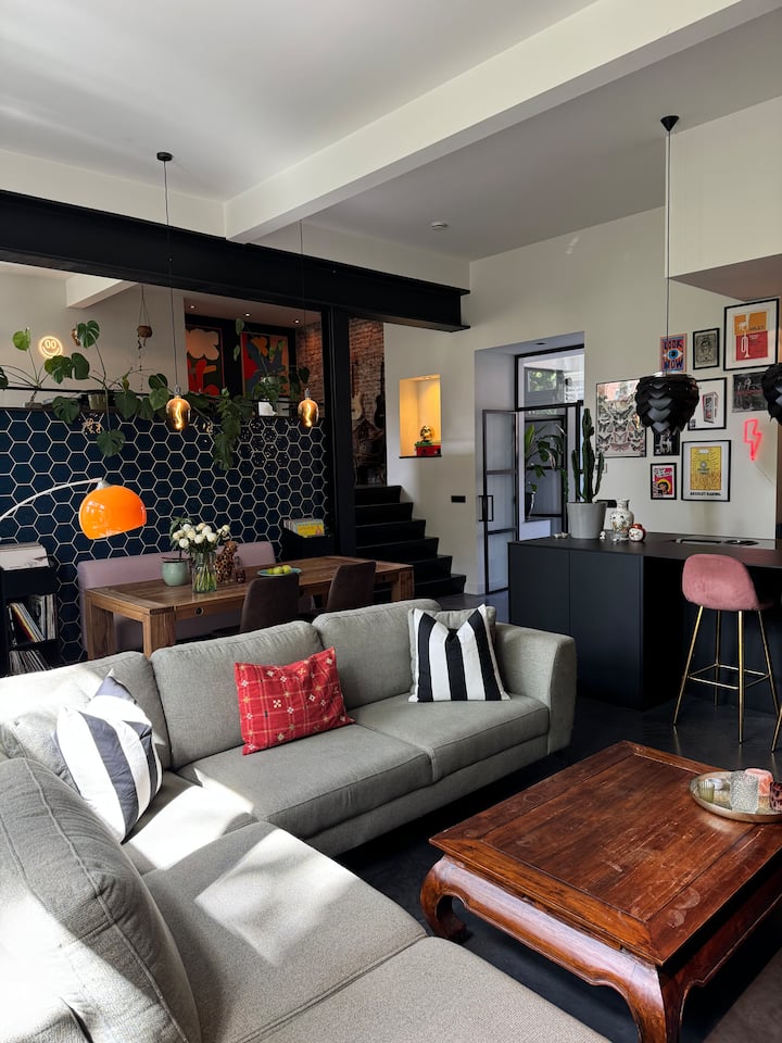 Trendy City House - La Haye