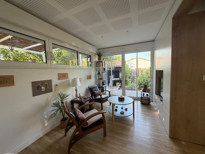 Appartement Indépendant Avec Terrasses Et Jardin - Saint-Médard-en-Jalles