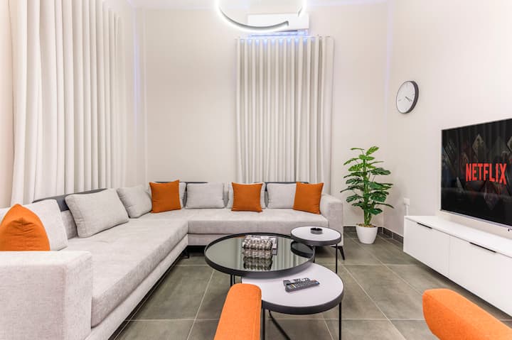 Saifi 300 Spacious 3bdr-1a - Beirut