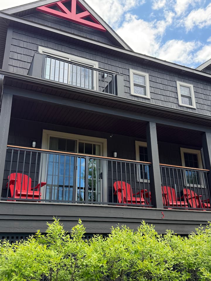 Deluxe Lodge Lakefront On Lake George #3 - Lake George, NY