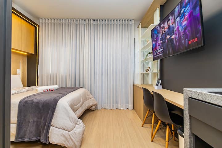 Studio Premium No Centro | C/ Garagem - Ibi2408 - Curitiba