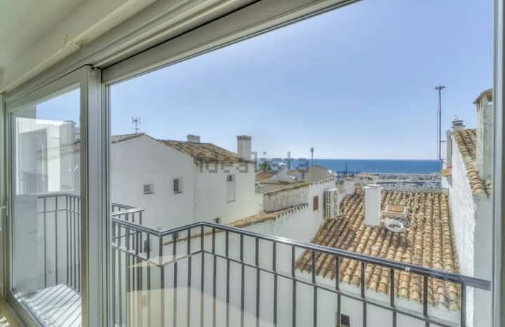 Luxury Marina Lifestyle Apartment Puerto Banus - Marbella