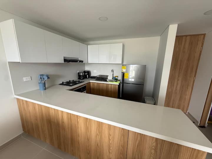 Apartamento Moderno En La Milla De Oro Noveno Piso - Ibagué