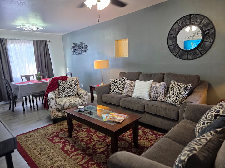 Central, Stylish Renovated Condo 2br | 5 Min Uofa - Tucson, AZ