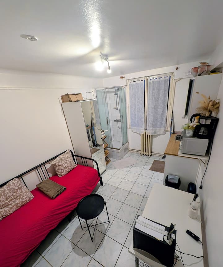 Studio éConomique  35 Min De Paris ÉToile - Rueil-Malmaison