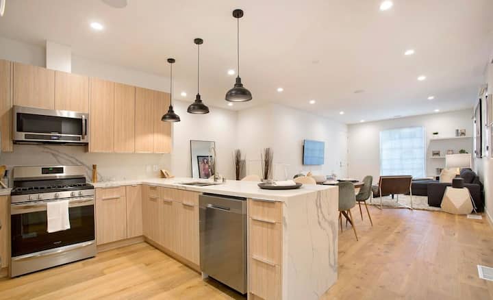 Beautifully Renovated Dream Home Near The Grove - 比佛利山