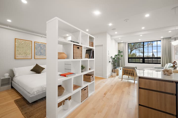 Polished Loft On St Laurent - Plateau Mont-royal - Laval