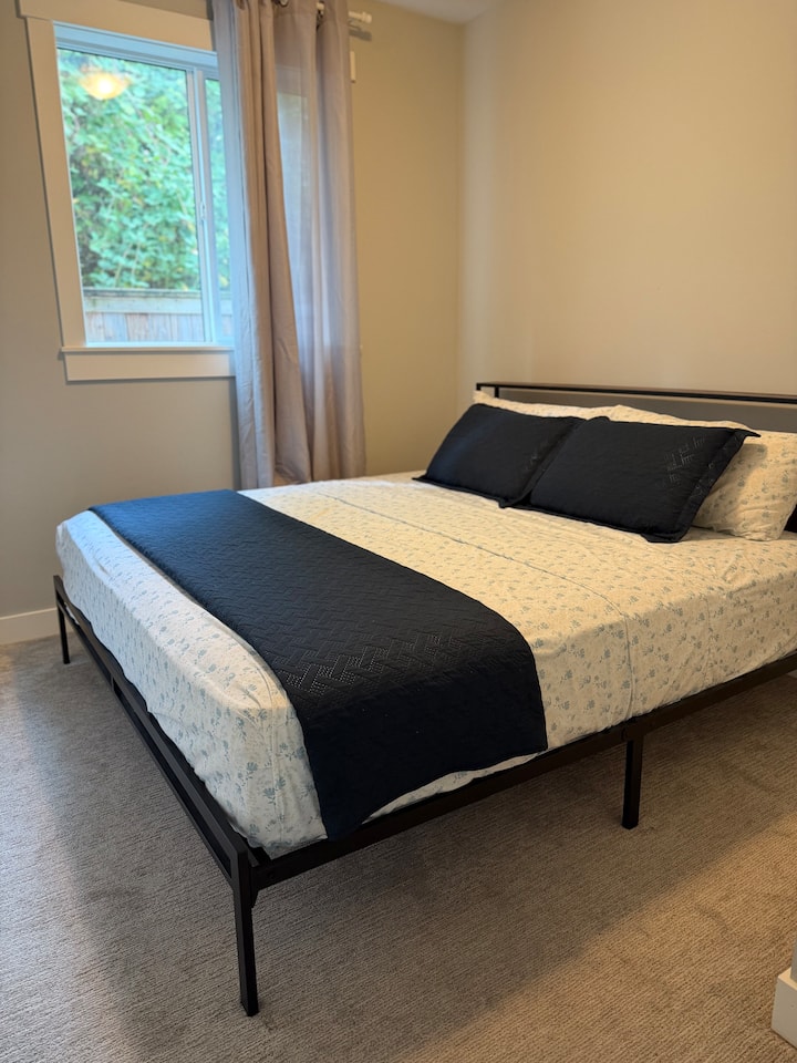 A Simple, Clean Detached Suite For Your Stay. - Chilliwack