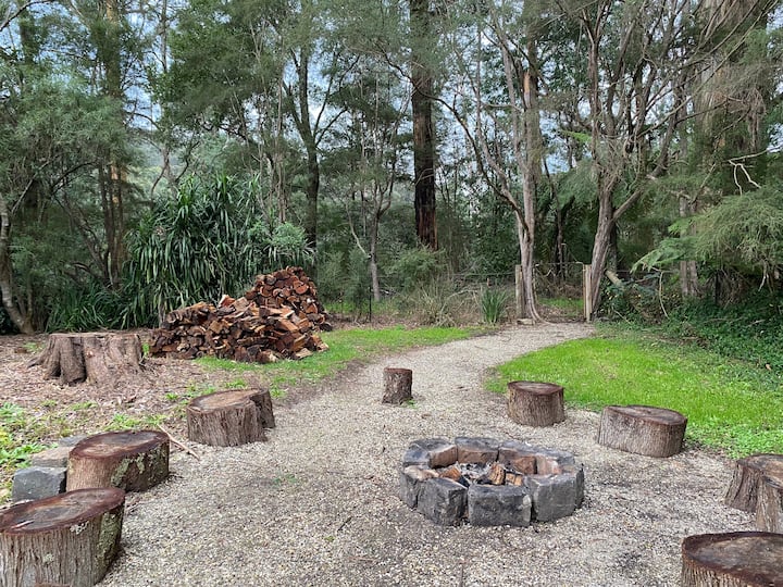 Little Woods Riverside Retreat, Close To Warburton - Currawong Rd