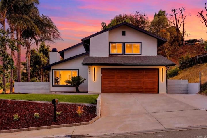 25. 4br Coastal Oasis Near Legoland & Beach - Carlsbad, CA