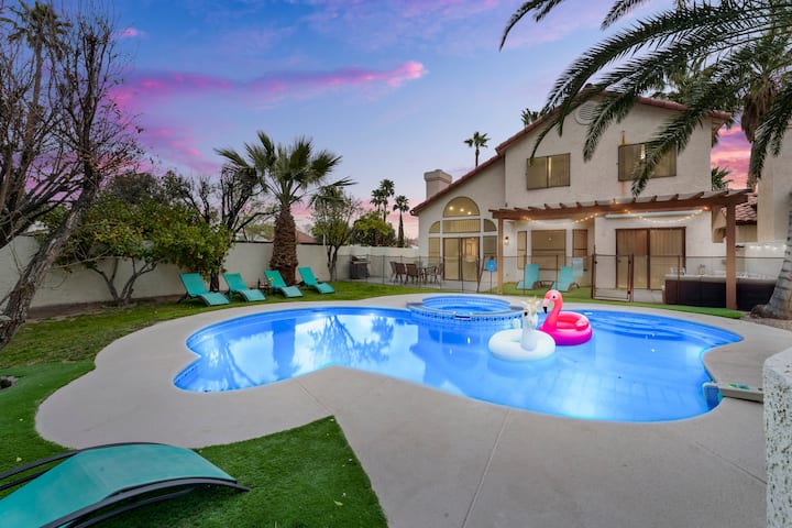 More Space, Less Stress | 10 Min Near Lv Strip - Las Vegas