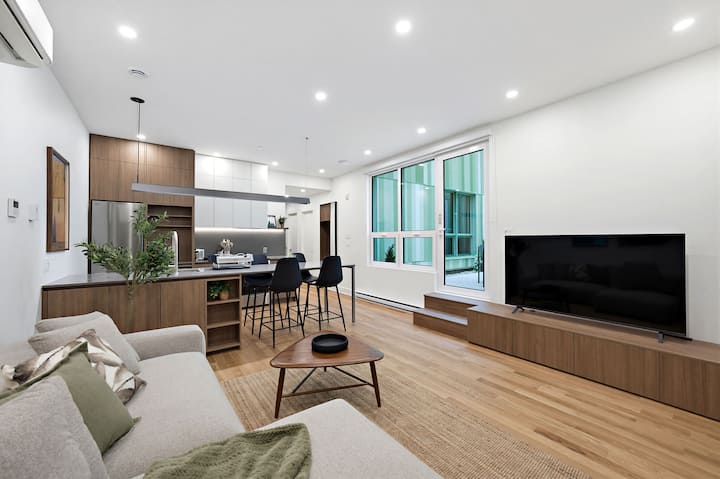 Gorgeous 2br On St Laurent - Plateau Mont-royal - Montreal
