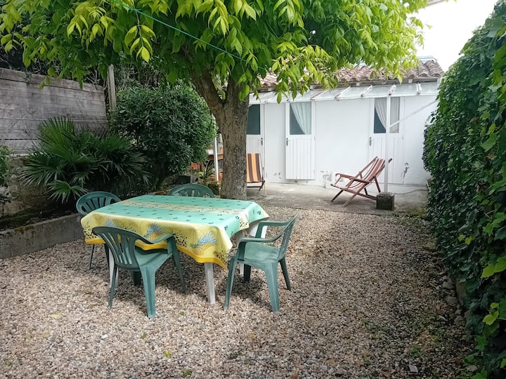 Studio, Jardinet Ombragé, Centre Village - Meschers-sur-Gironde