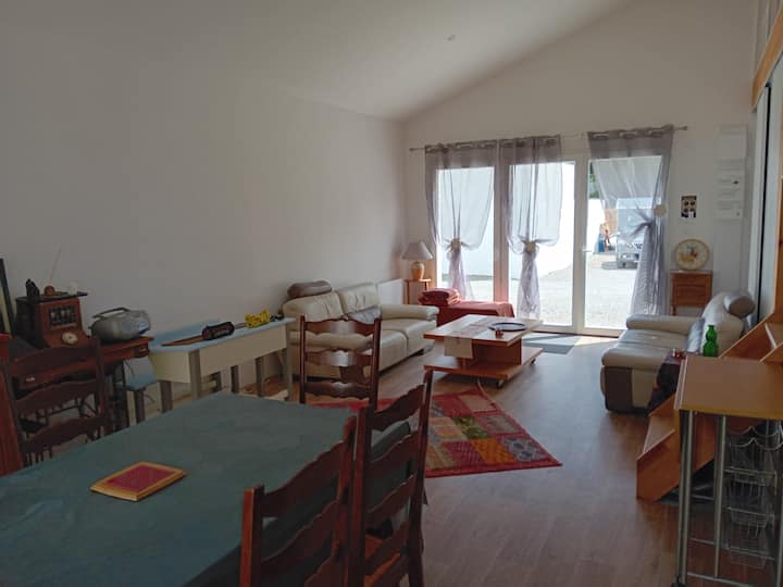 Maison 80 M² 15 Min Des Plages Parking Gratuit - Challans