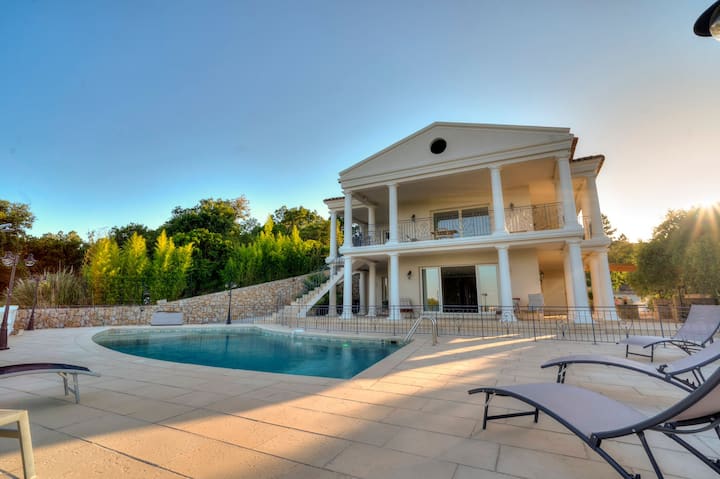 Domaine Le Palais D'azur - Fréjus