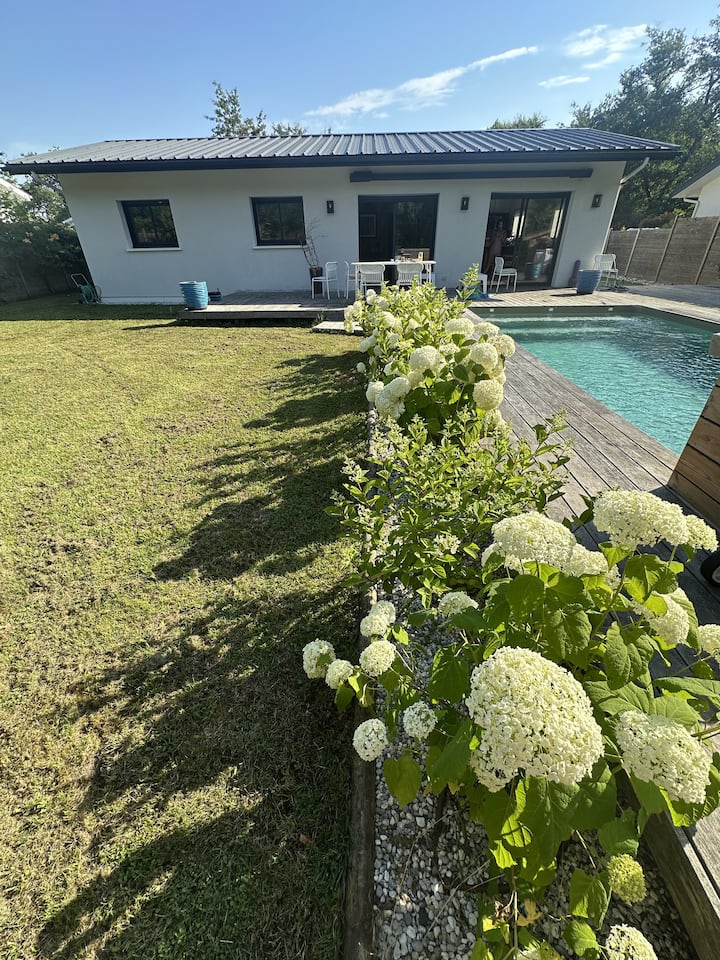 Villa Semaine Seignosse
6 Pers , Calme Et Confort - Saint-Vincent-de-Tyrosse