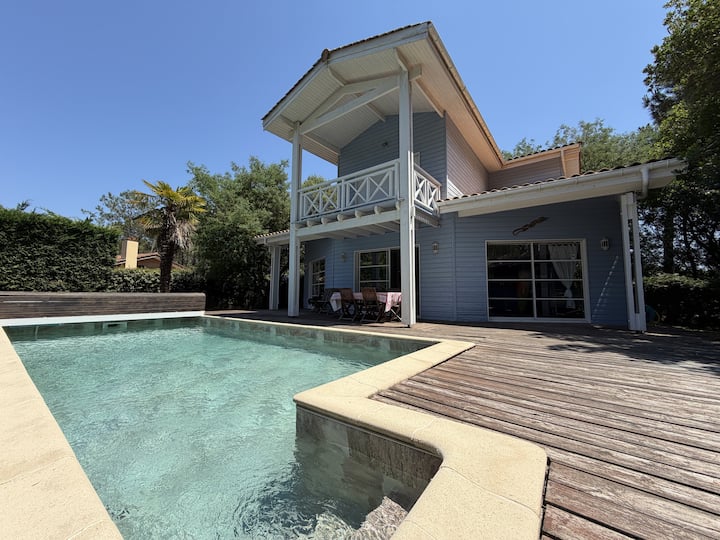Villa Avec Piscine Privée à 2 Pas De L'océan - Lacanau