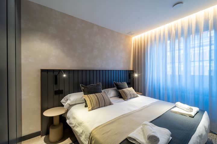 Heritage Suites Oviedo, Ap. 1 Dormitorio Balcón - Oviedo