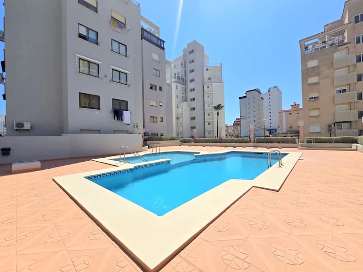 Apartamento Familiar Con Piscina - Oliva