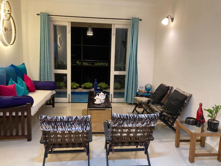 Chic & Serene: Curated Aesthetic Apartment. - Kottayam