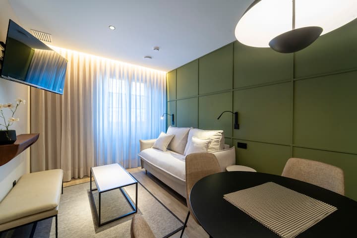 Heritage Suites Oviedo. Ap. Deluxe Conectados - Oviedo