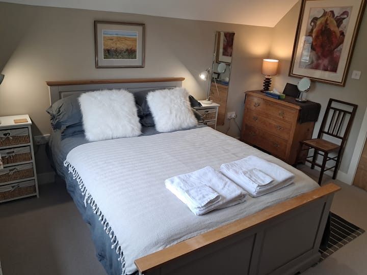 A Cotswold Garden Bnb Retreat - Chippenham