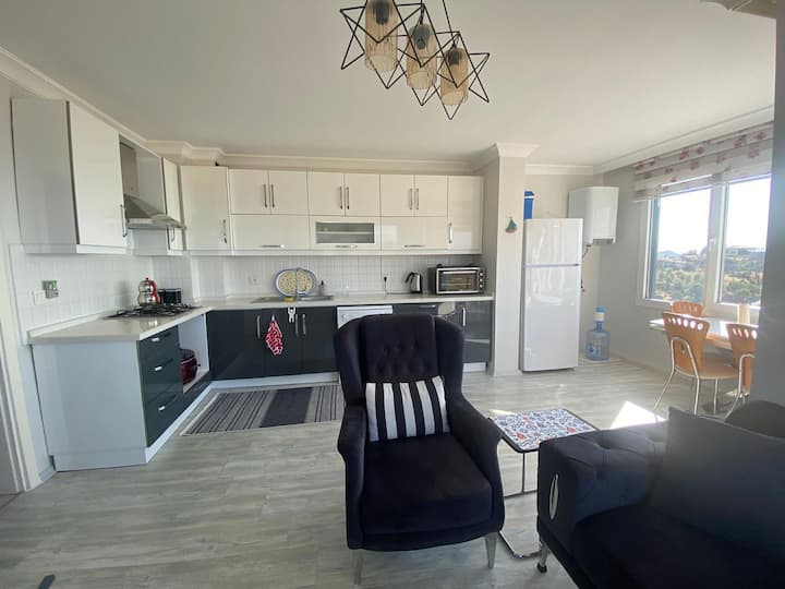 Ayvalık Merkezde Eşsiz Manzaralı Lüx 2+1 Daire - Ayvalık