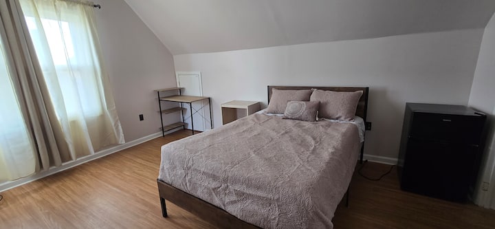 World Cup Stay | Cozy And Private Room + Parking - Staten Island, NY