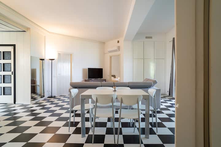 Villa Marzia • Exclusive Lakefront Pool Villa - Italien