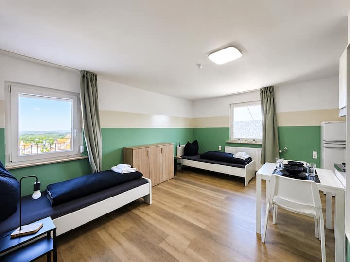 Doppelzimmer In Reutlingen Neu Wifi Parkplatz - Reutlingen