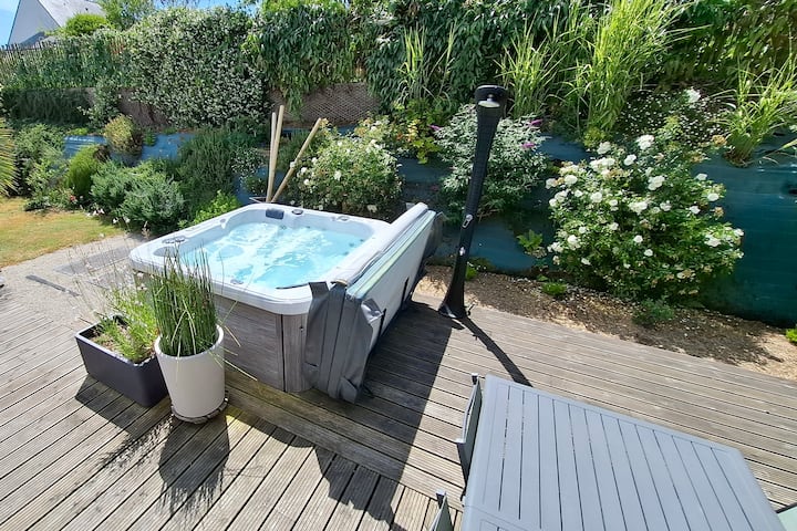 Maison De Charme & Jacuzzi • Parenthèse Bien-être - Auray