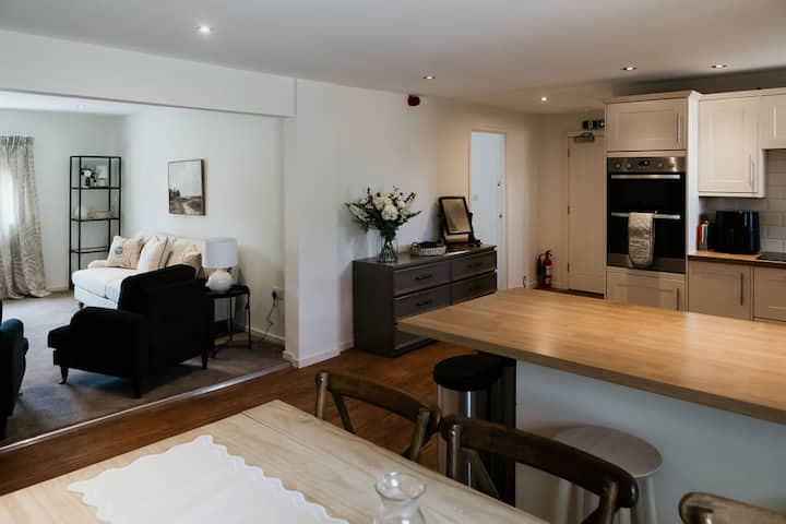 The Farrier - The White Horse Apartments - Stamford