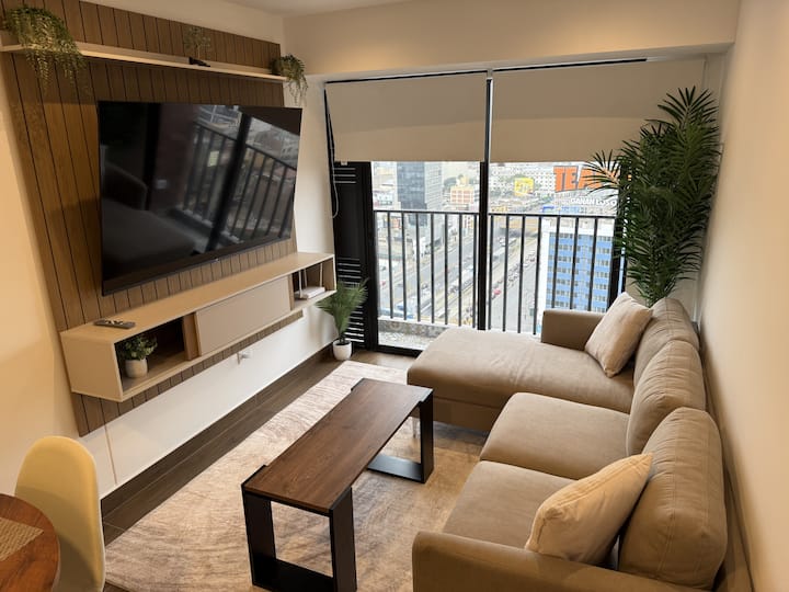Luxury 2br In Miraflores | Parking | Kennedy Park - Peru