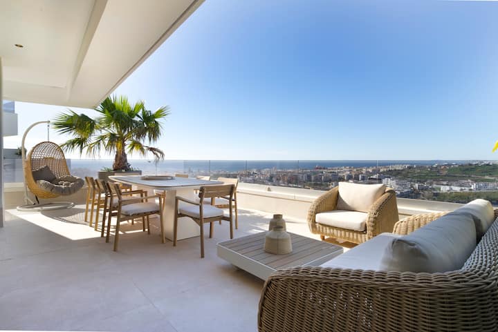 Stunning Penthouse In Estepona - Costa del Sol