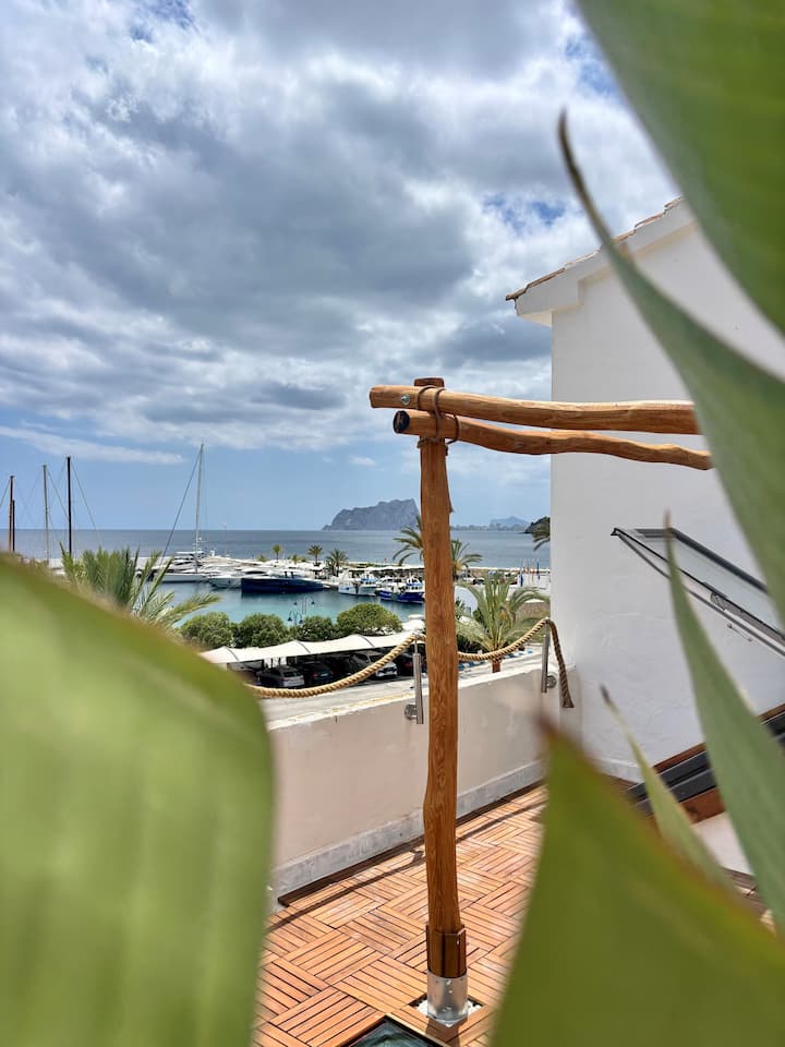 Hafen-loft Mit Spektakulärer Dachterrasse Am Meer - Moraira