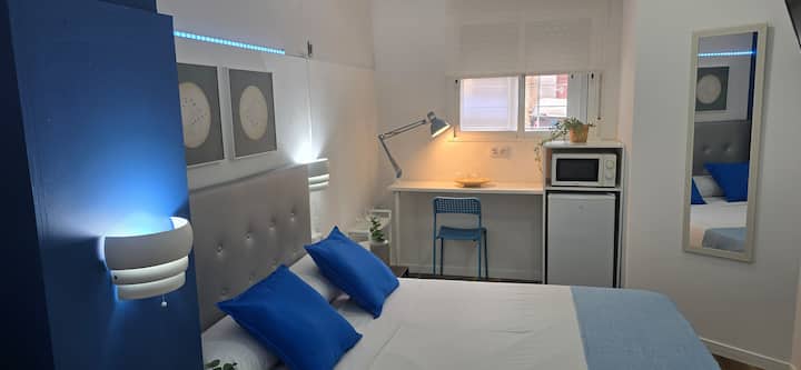 Mny 12 Apartment Connencting Airport & Center City - L'Hospitalet de Llobregat