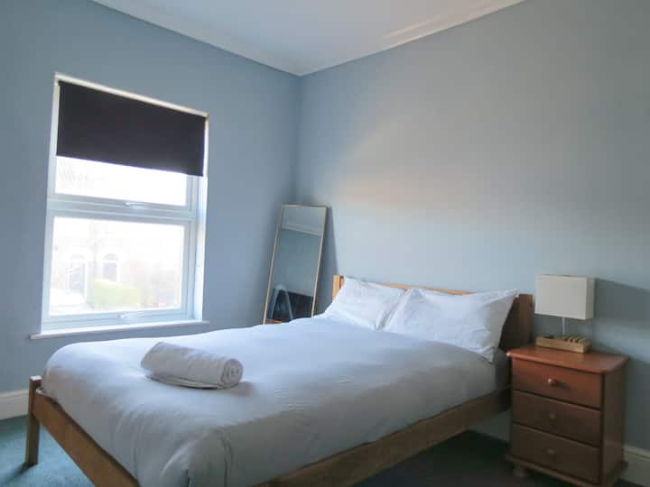 5 Bedroom, Heigham Road House - Wroxham
