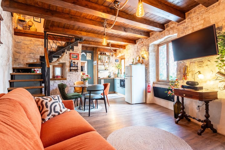 Traditional Stone House In The Heart Of Trogir - Trogir