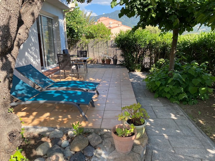 200 M De La Mer
Charmant T2
Avec Jardin - Calcatoggio