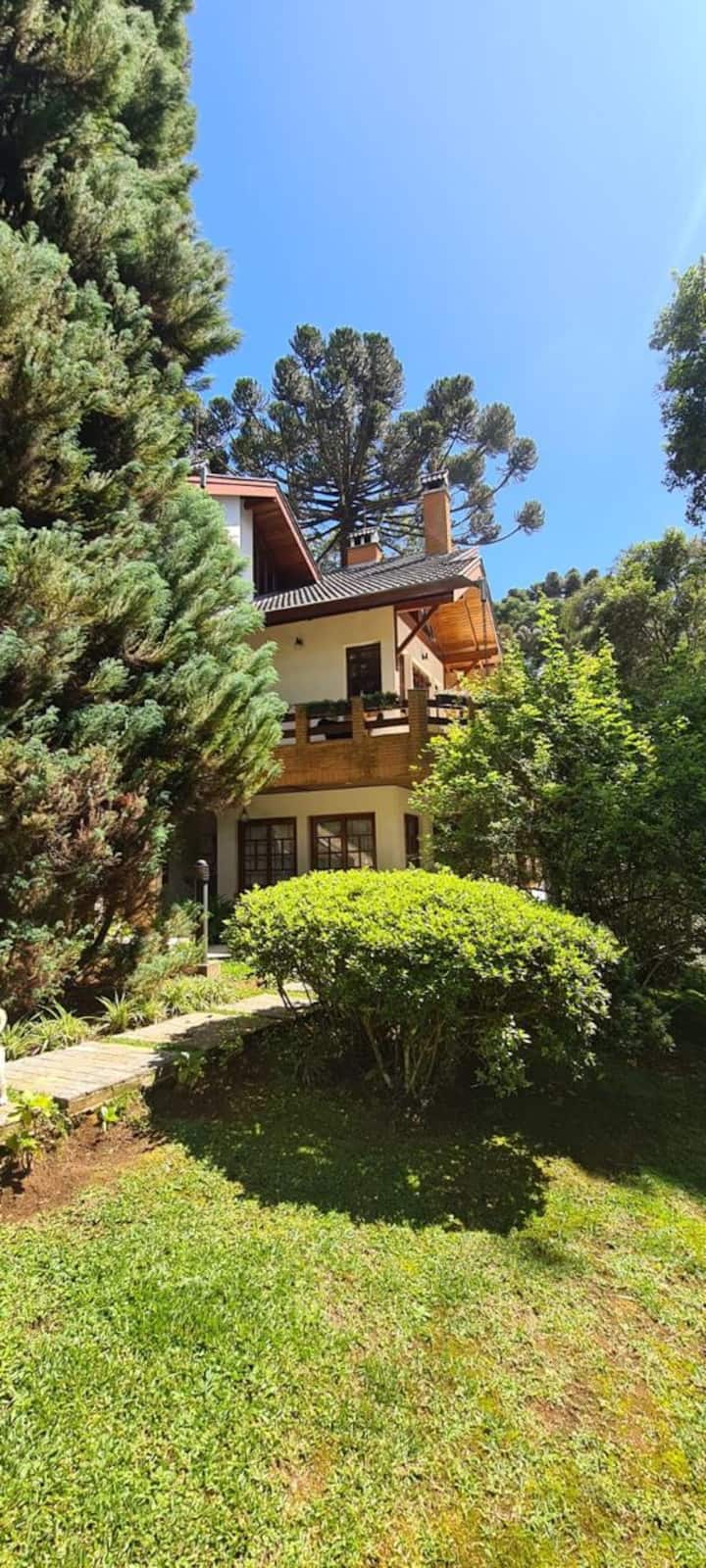 Casa Na Montanha Para 8 Com Churrasqueira E Sauna - Campos do Jordão
