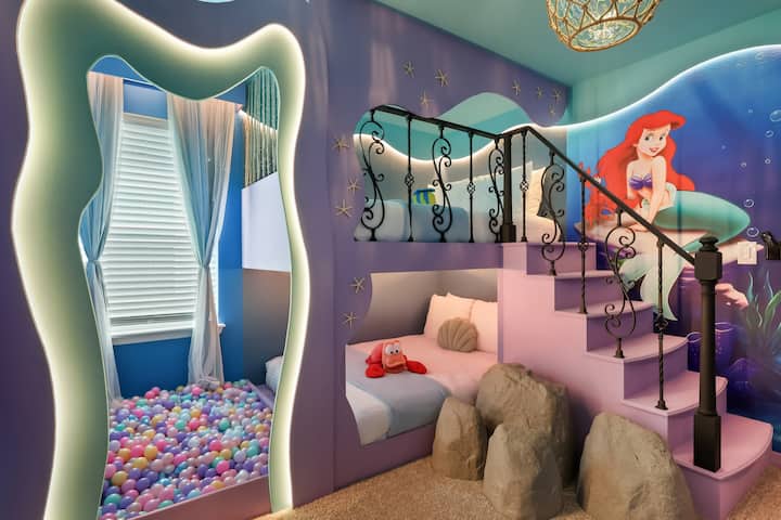 Immersive Themed Bedrooms 10 Bd/ 8 Ba - 16030 Cc - Four Corners, FL