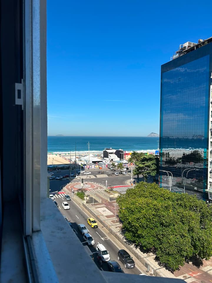 Amplo Apto Com Vista Para O Mar De Copacabana. - Copacabana