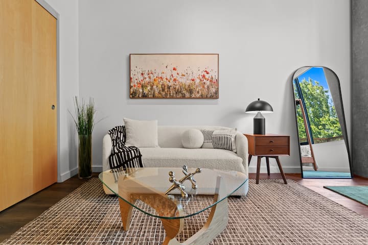 The Pearl - Unit 309 | Long Term Stays Only - Portland, OR