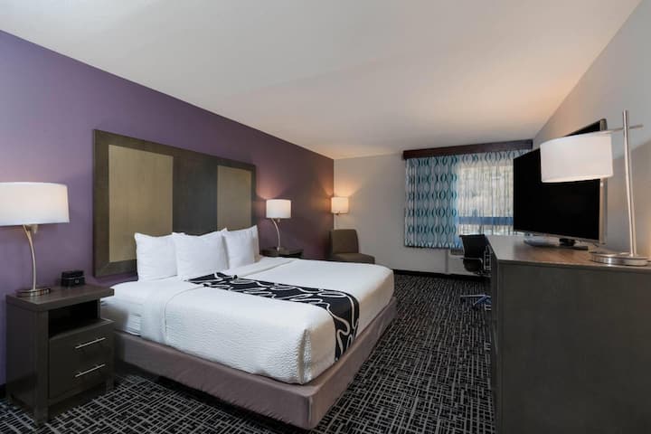 King | La Quinta Glenwood | Hot Springs Trip - Glenwood Springs, CO